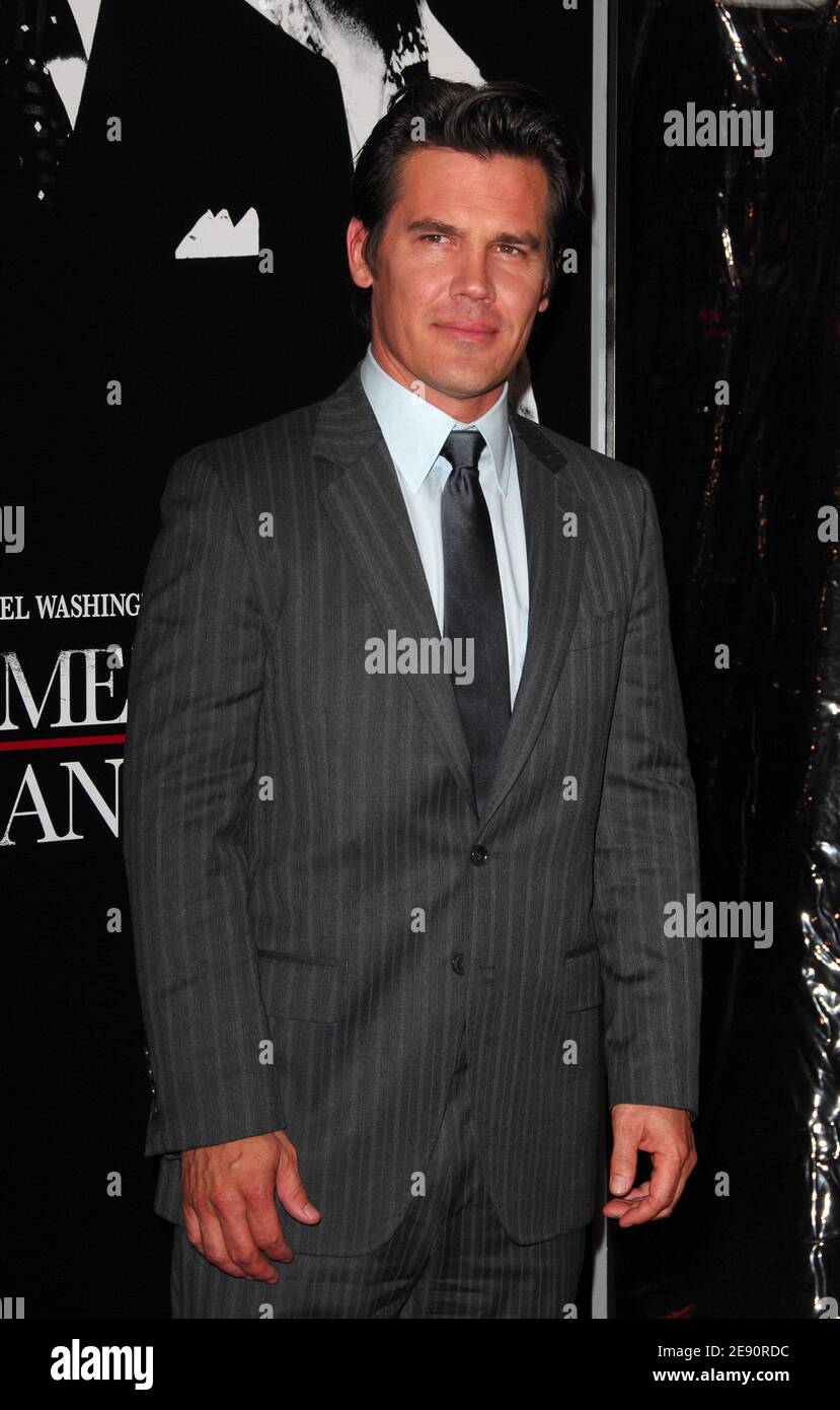 Actor Josh Brolin attends the world premiere of 'American Gangster' at ...