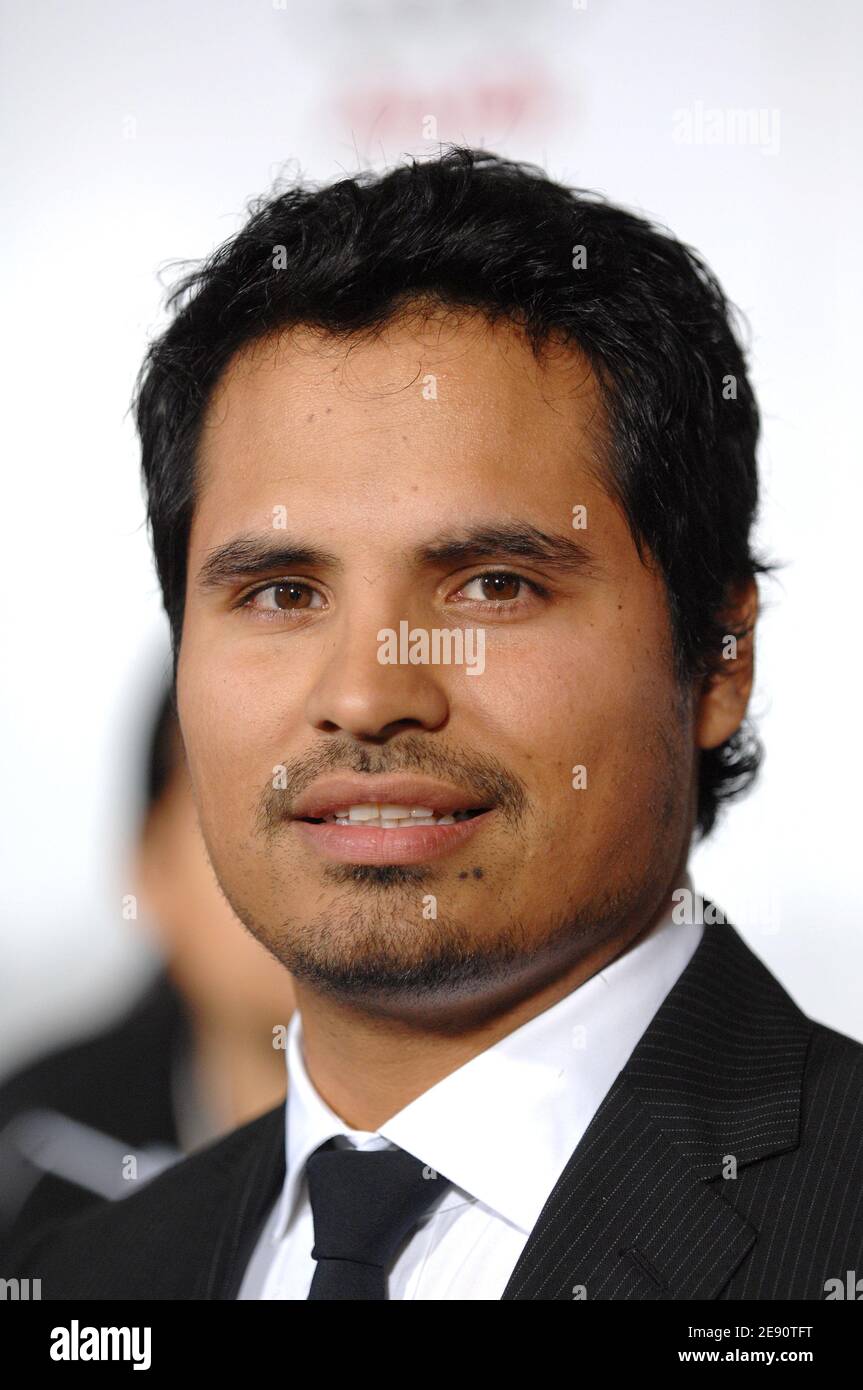 Michael Pe–a attends the premiere of United Artists "Lions For Lambs ...
