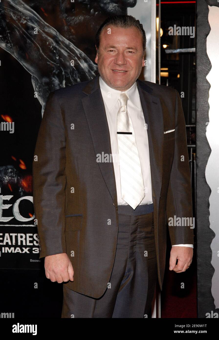 Ray Winstone attends the premiere of "Beowulf" in Westwood Village. Los ...