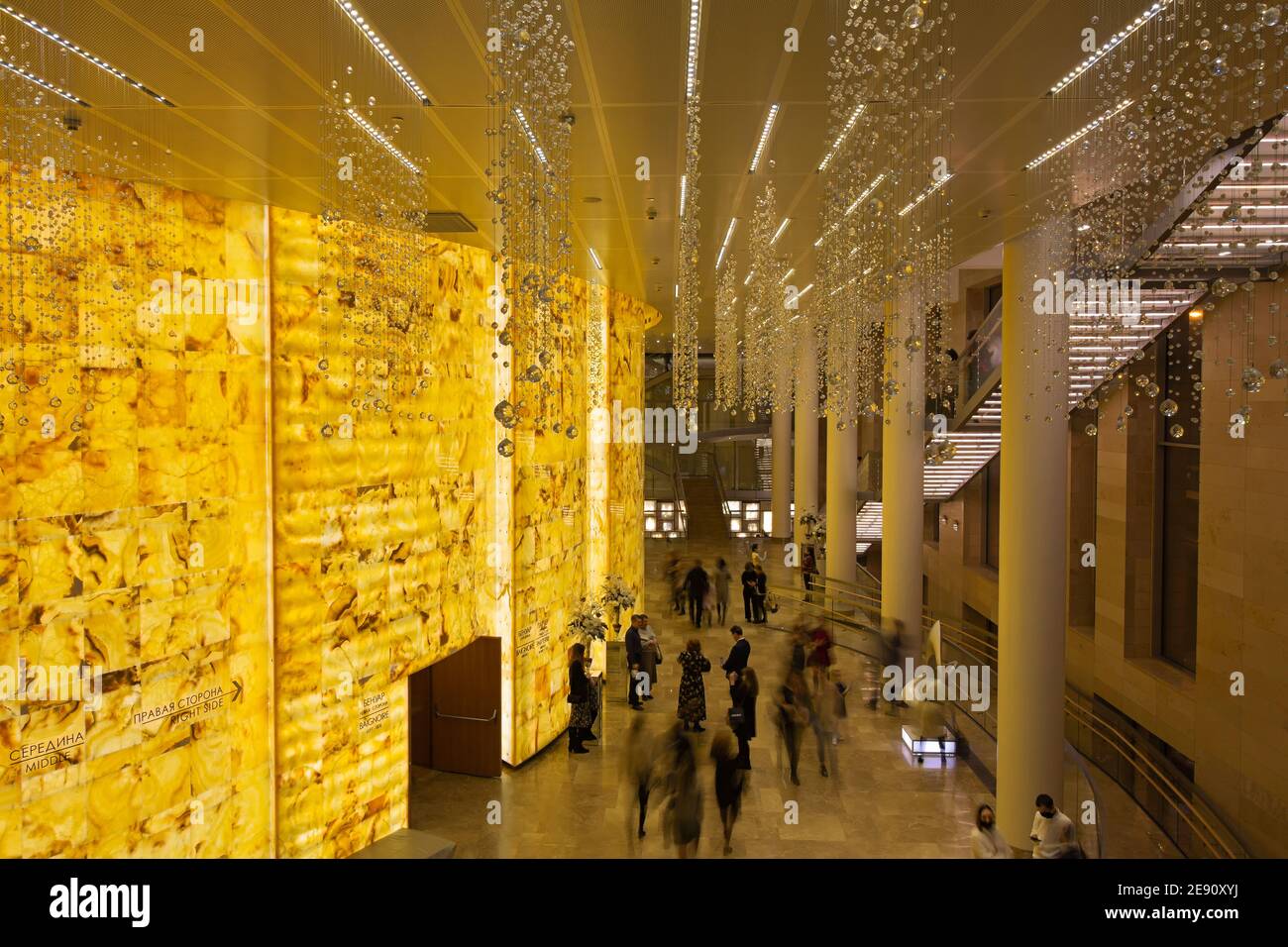 Royal opera house interior ballet hi-res stock photography and images ...