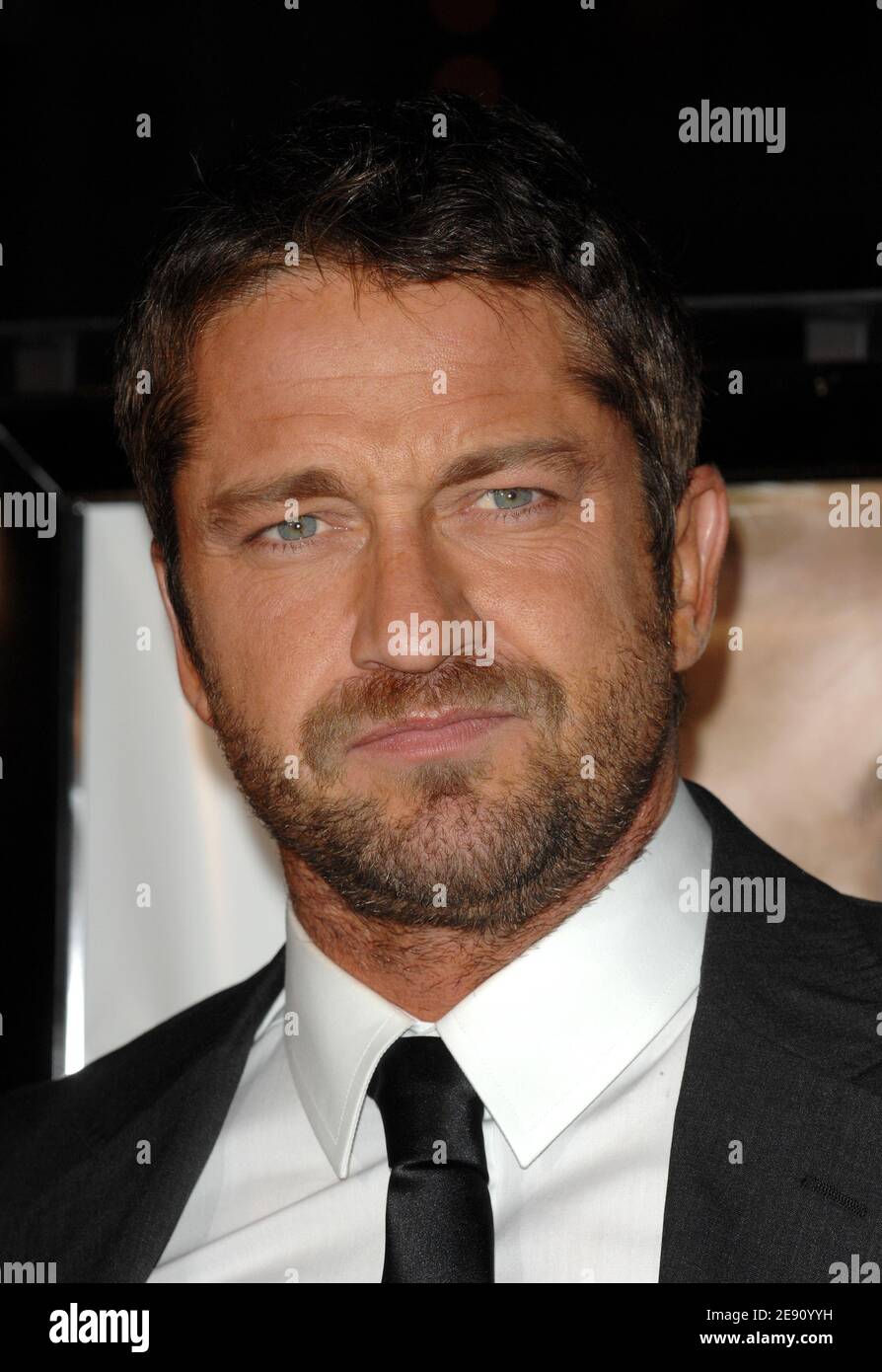 Gerard Butler attends the premiere of "P.S. I Love You" at the Mann ...