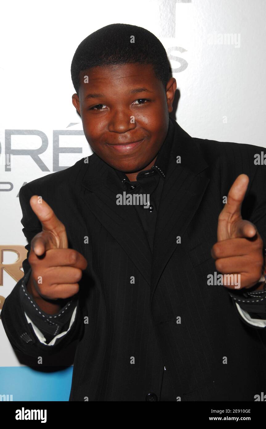 Actor Denzel Whitaker arrives at the premiere of 'The Great Debaters ...
