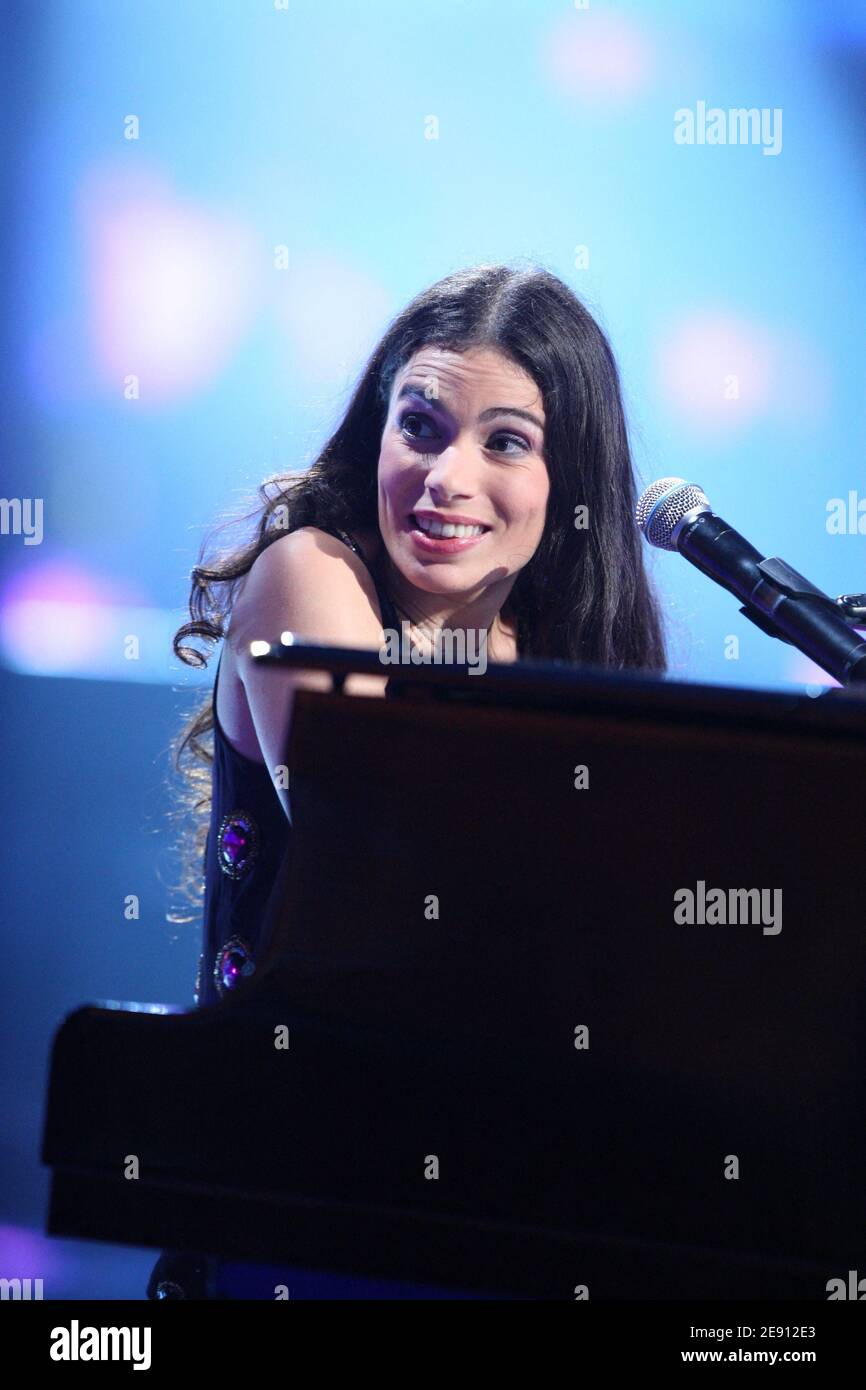 Yael Naim at the taping of Telethon 2007 on December 8, 2007 in Paris ...