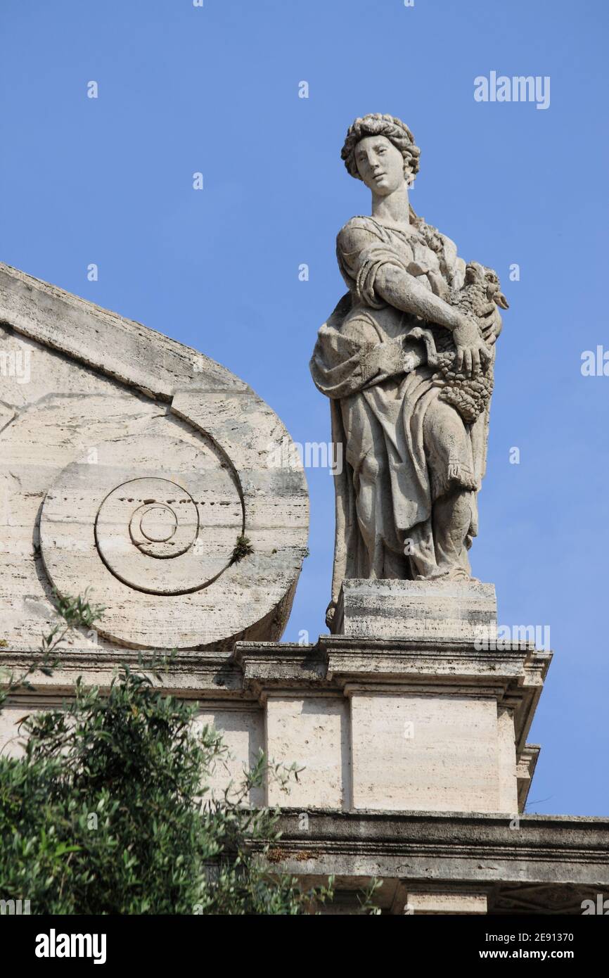 Basilica romana hi-res stock photography and images - Alamy