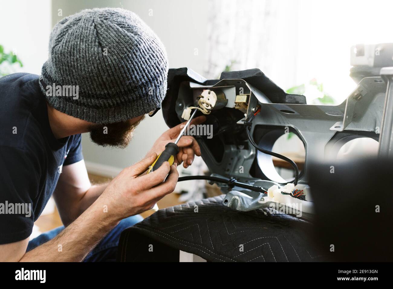 Diy mechanic classic car hi-res stock photography and images - Alamy