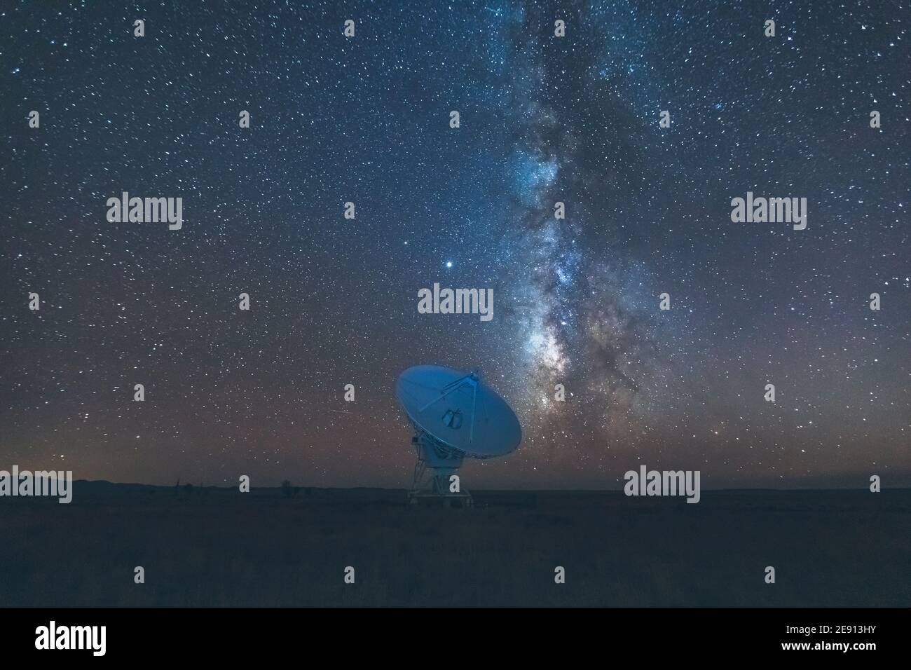 Very Large Array satellite dish under the Milky Way in New Mexico Stock ...