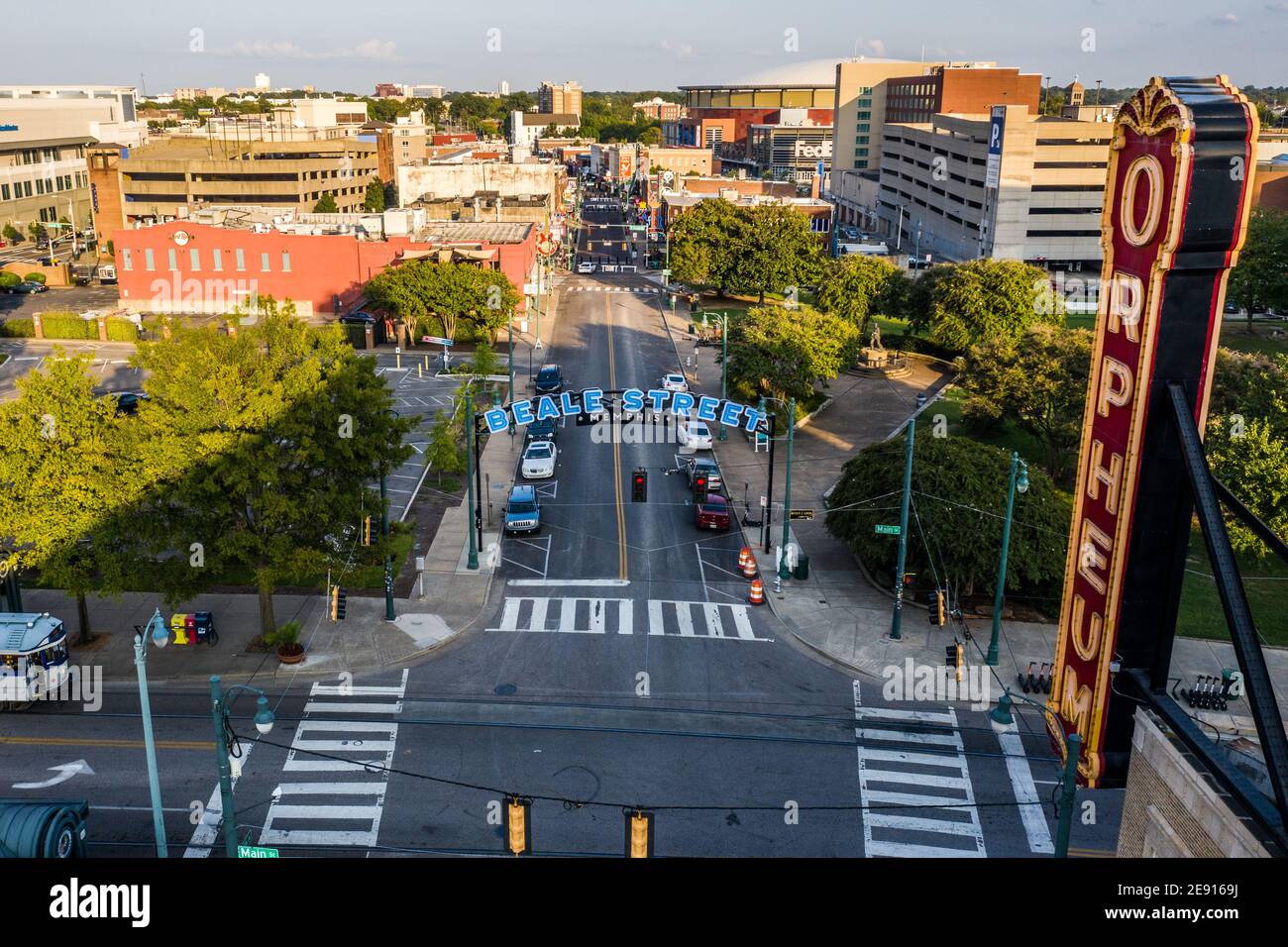 Memphis aerial hi-res stock photography and images - Alamy