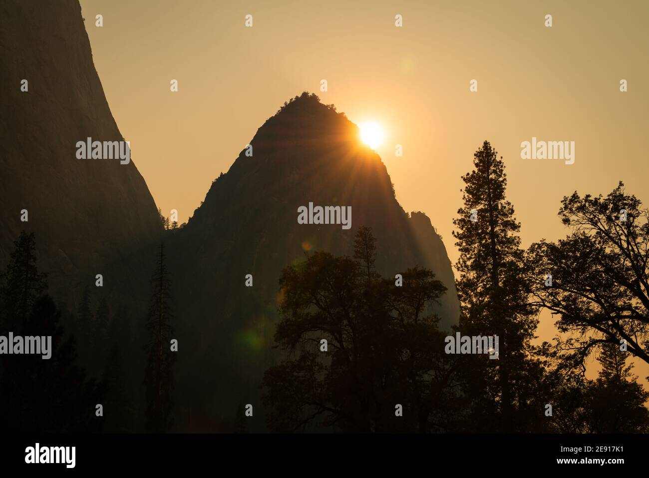Cathedral rock yosemite national park hi-res stock photography and ...