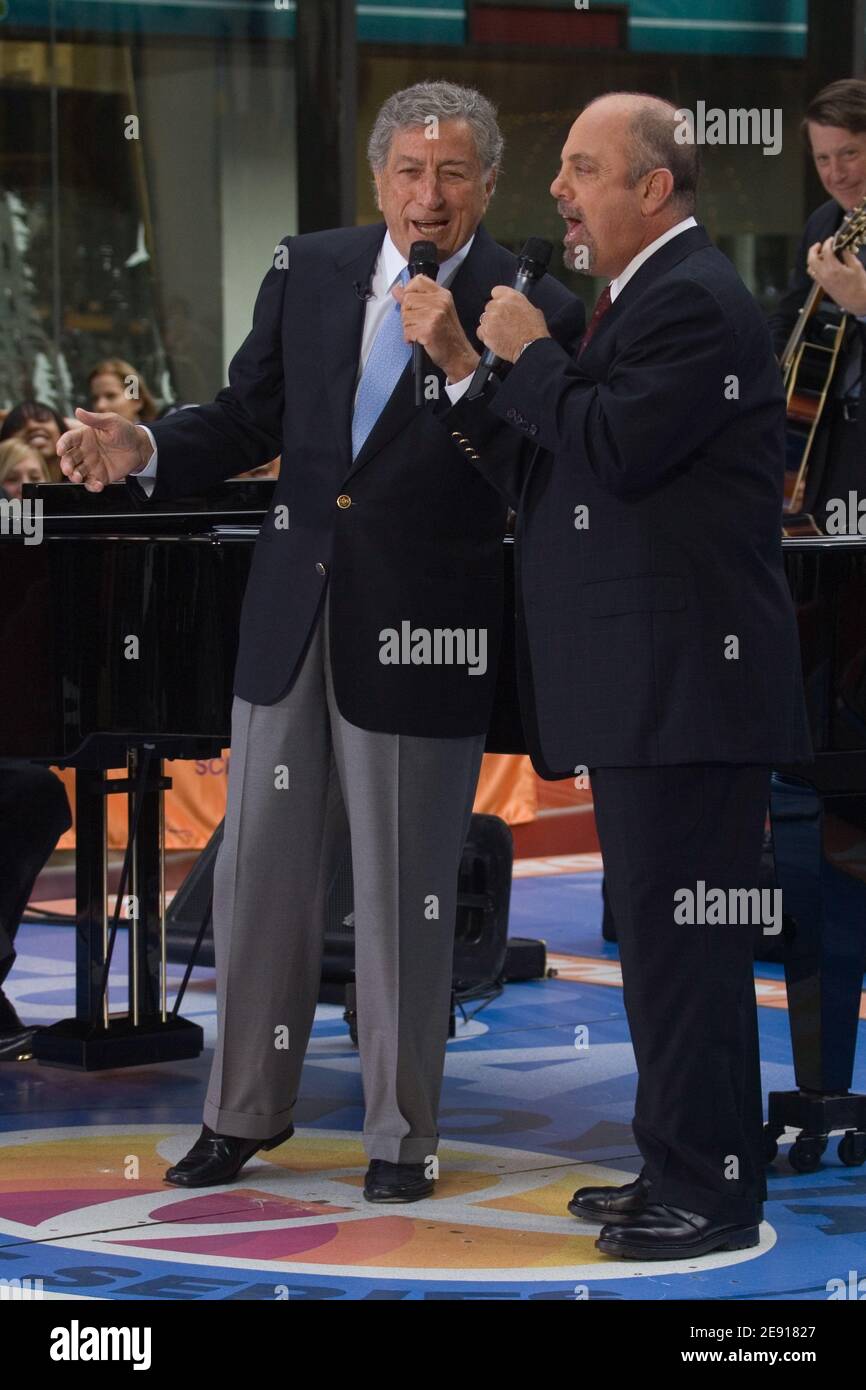Singers Tony Bennett (L) and Billy Joel (R) perform on the NBC Today ...