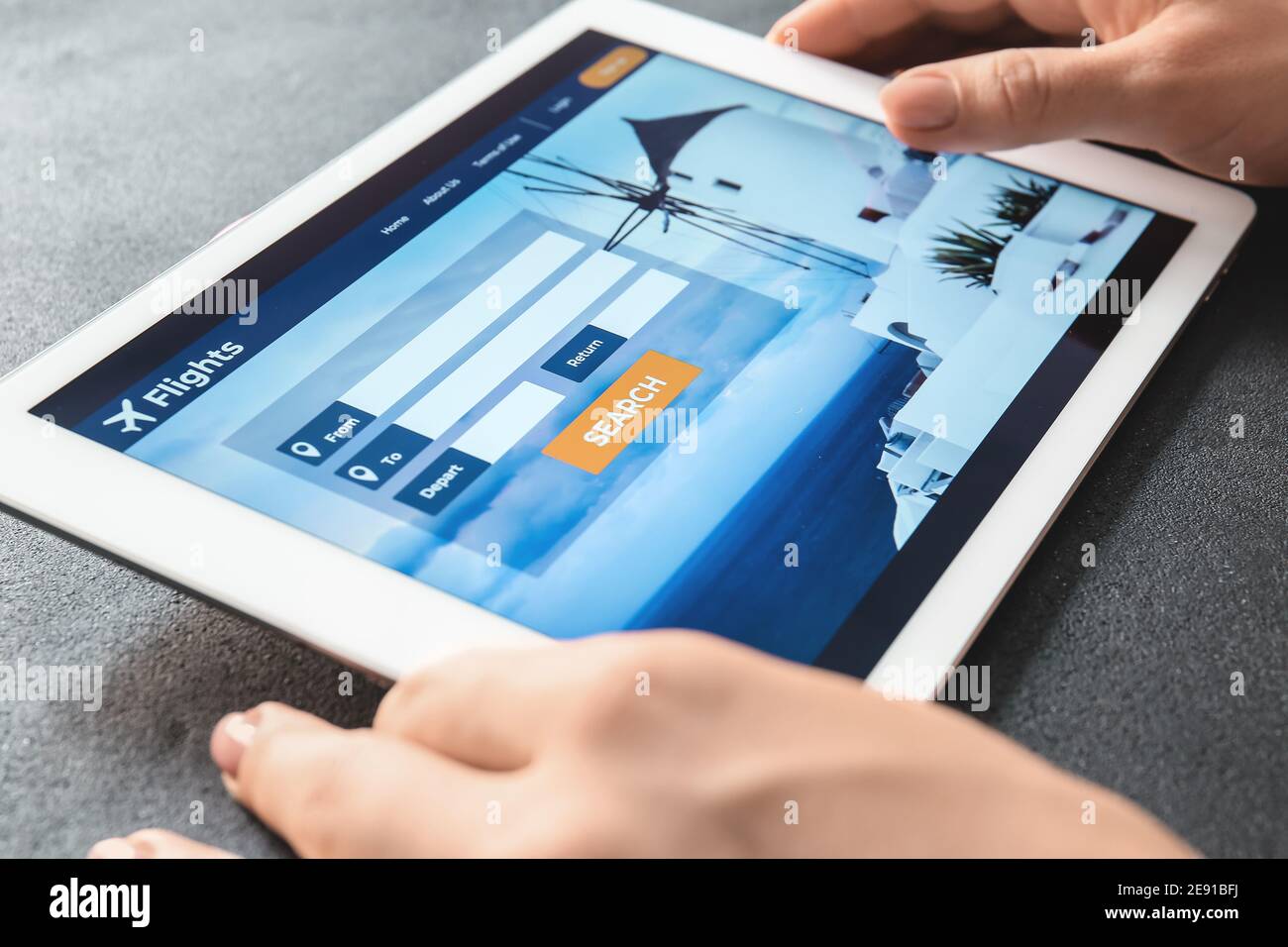 Black woman flight device hi-res stock photography and images - Alamy