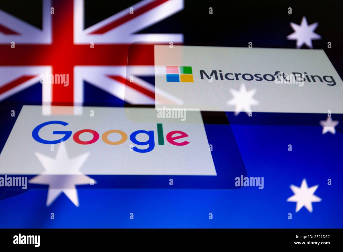 Microsoft bing logo hi-res stock photography and images - Alamy