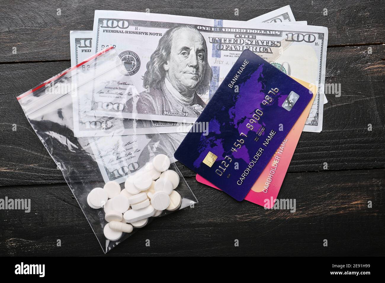 Dosage cards hi-res stock photography and images - Alamy