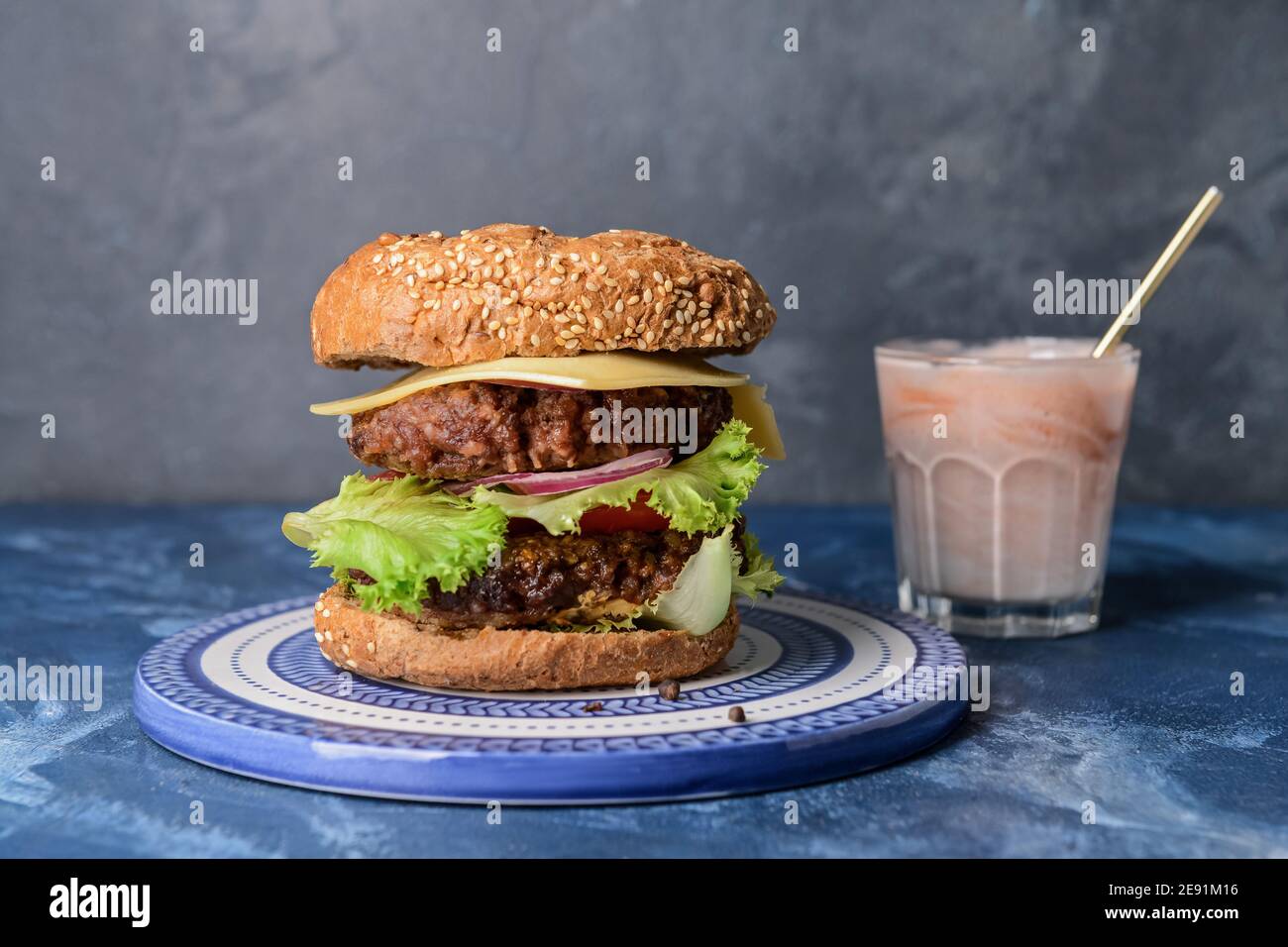 Milkshake burger bun hi-res stock photography and images - Alamy
