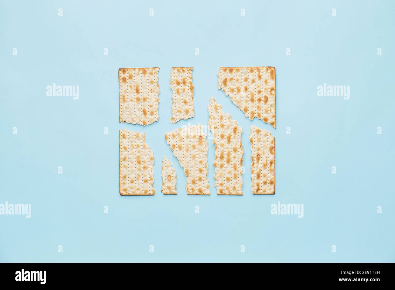 Broken Jewish flatbread matza for Passover on color background Stock ...