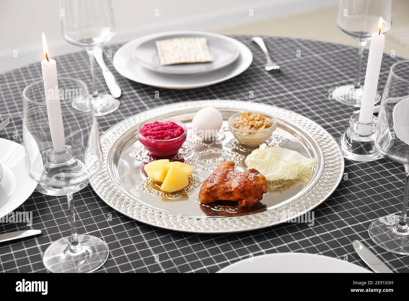 Table served for Passover Seder (Pesach Stock Photo - Alamy