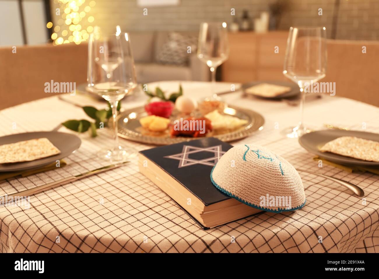 Table served for Passover Seder (Pesach Stock Photo - Alamy