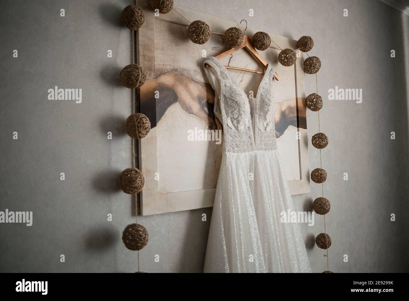 Long ivory dress hi-res stock photography and images - Alamy