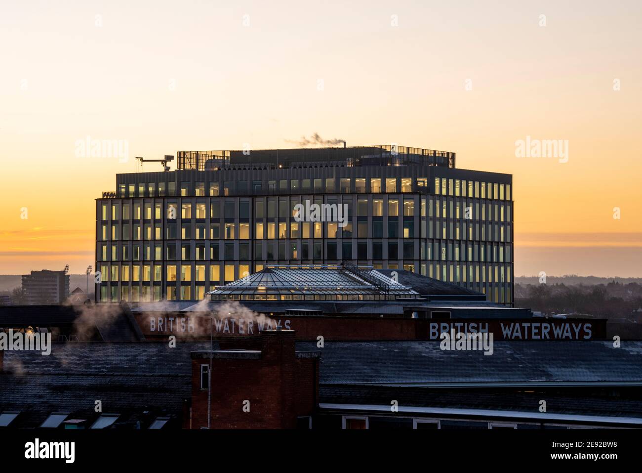 Nottingham england skyline city silhouette hi-res stock photography and ...