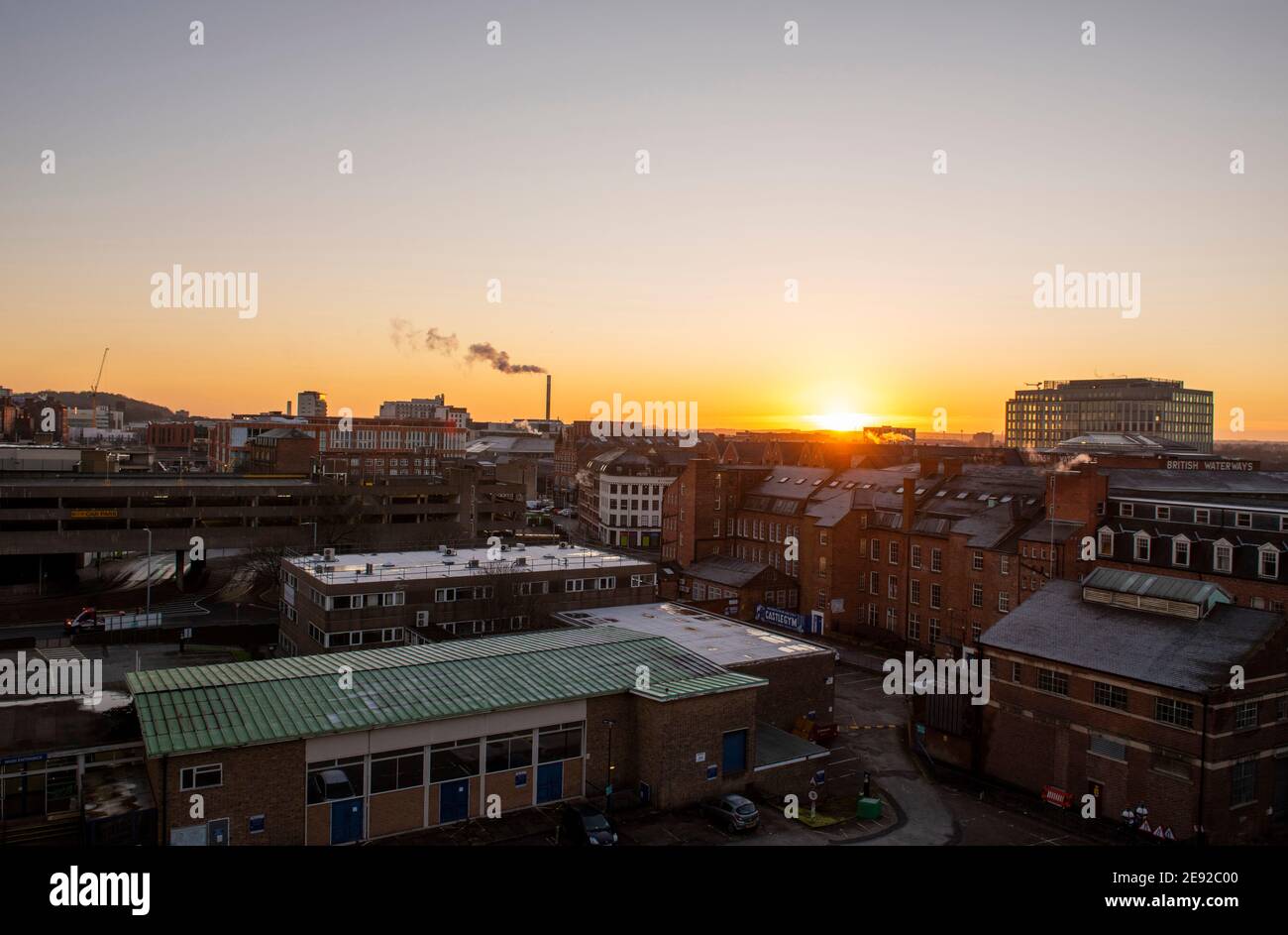 Nottingham england skyline city silhouette hi-res stock photography and ...