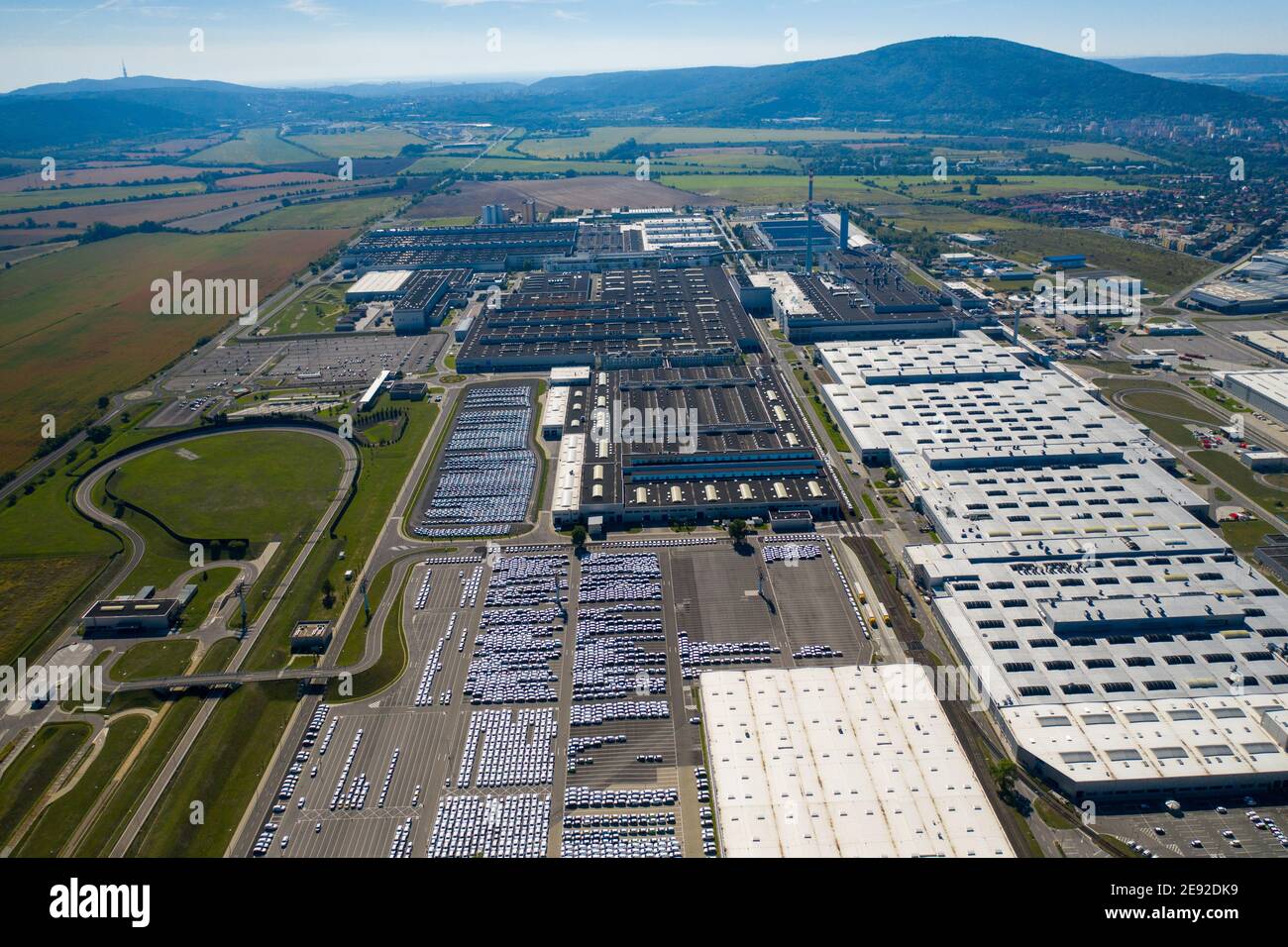 Aerial view volkswagen plant vw hi-res stock photography and images - Alamy