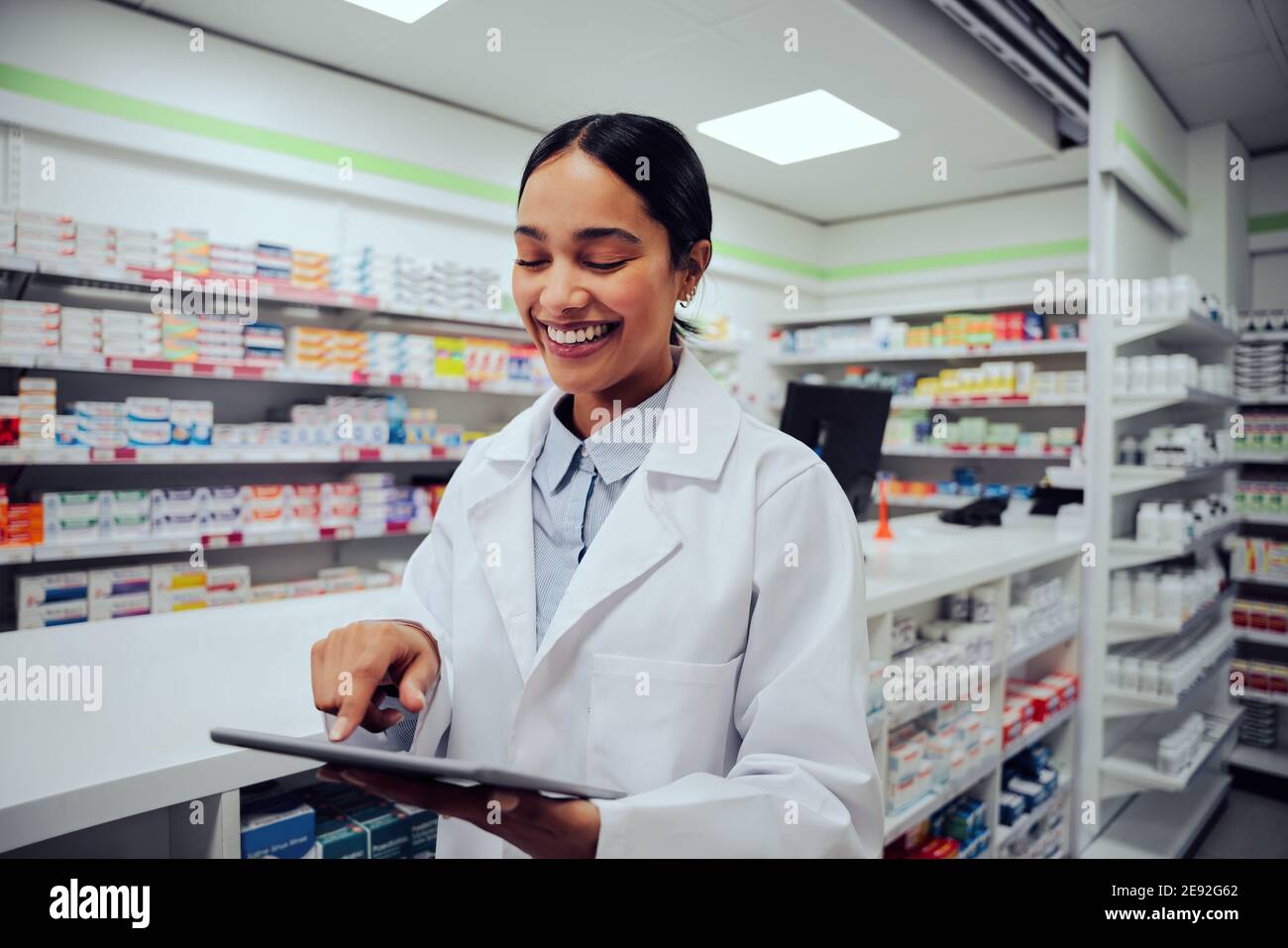 Hospital pharmacy hi-res stock photography and images - Alamy