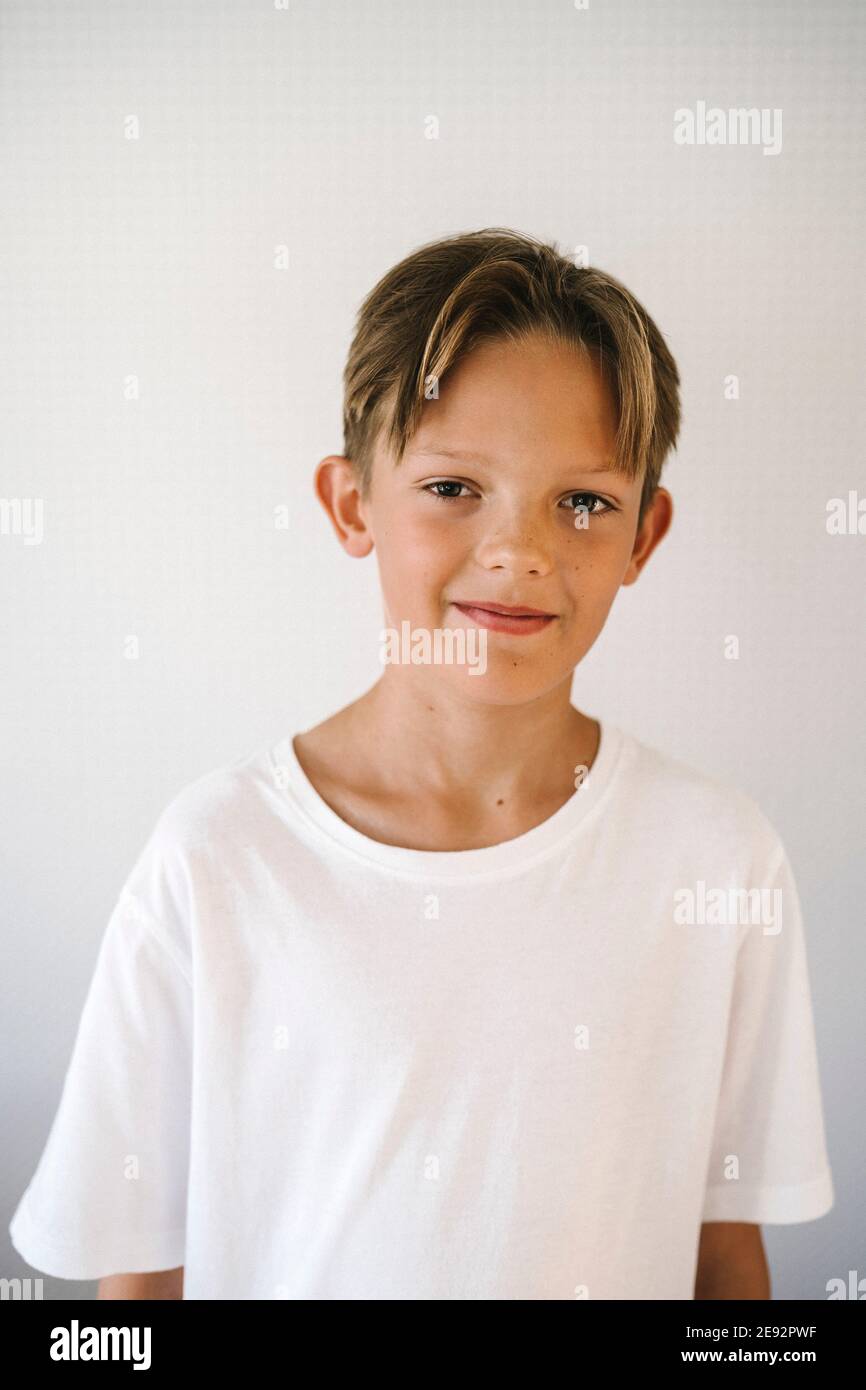 Caucasian boy hi-res stock photography and images - Alamy