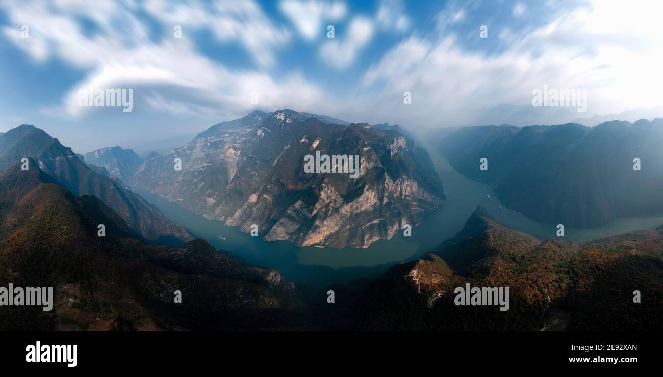 Chongqing three gorges wu gorge scenery Stock Photo - Alamy