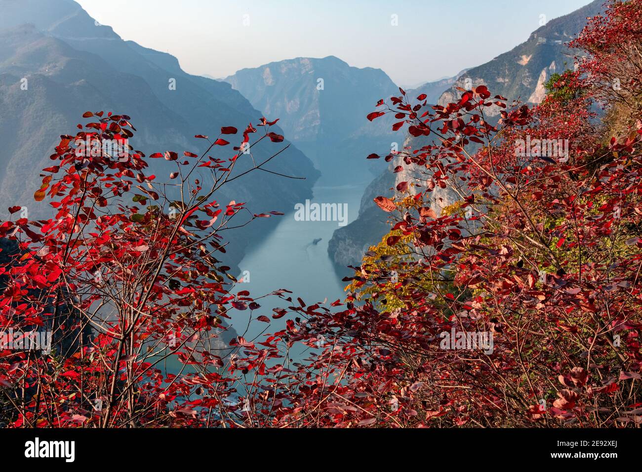 Chongqing three gorges wu gorge scenery Stock Photo - Alamy