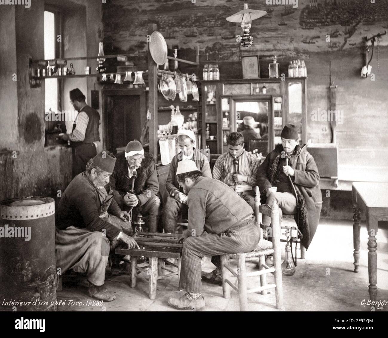 19th century turkish cafe hi-res stock photography and images - Alamy