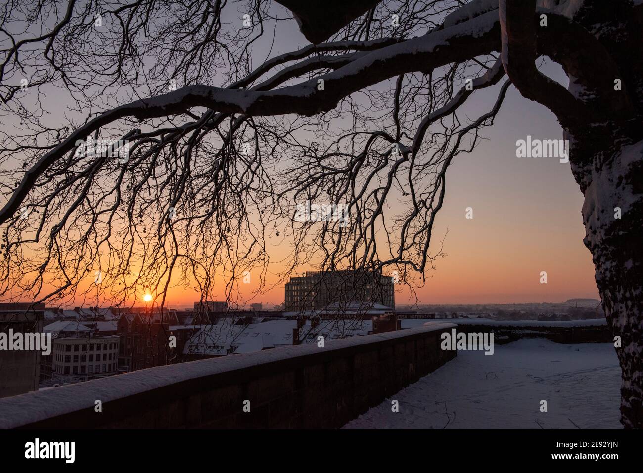 Nottingham Castle grounds and terrace in the snow, Nottingham City ...