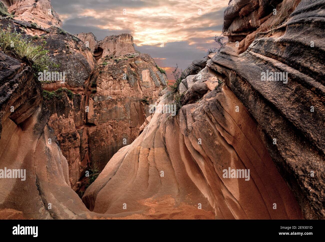 Yulin tourism hi-res stock photography and images - Alamy