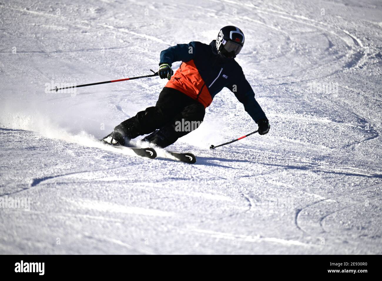 Ski mirror hi-res stock photography and images - Alamy
