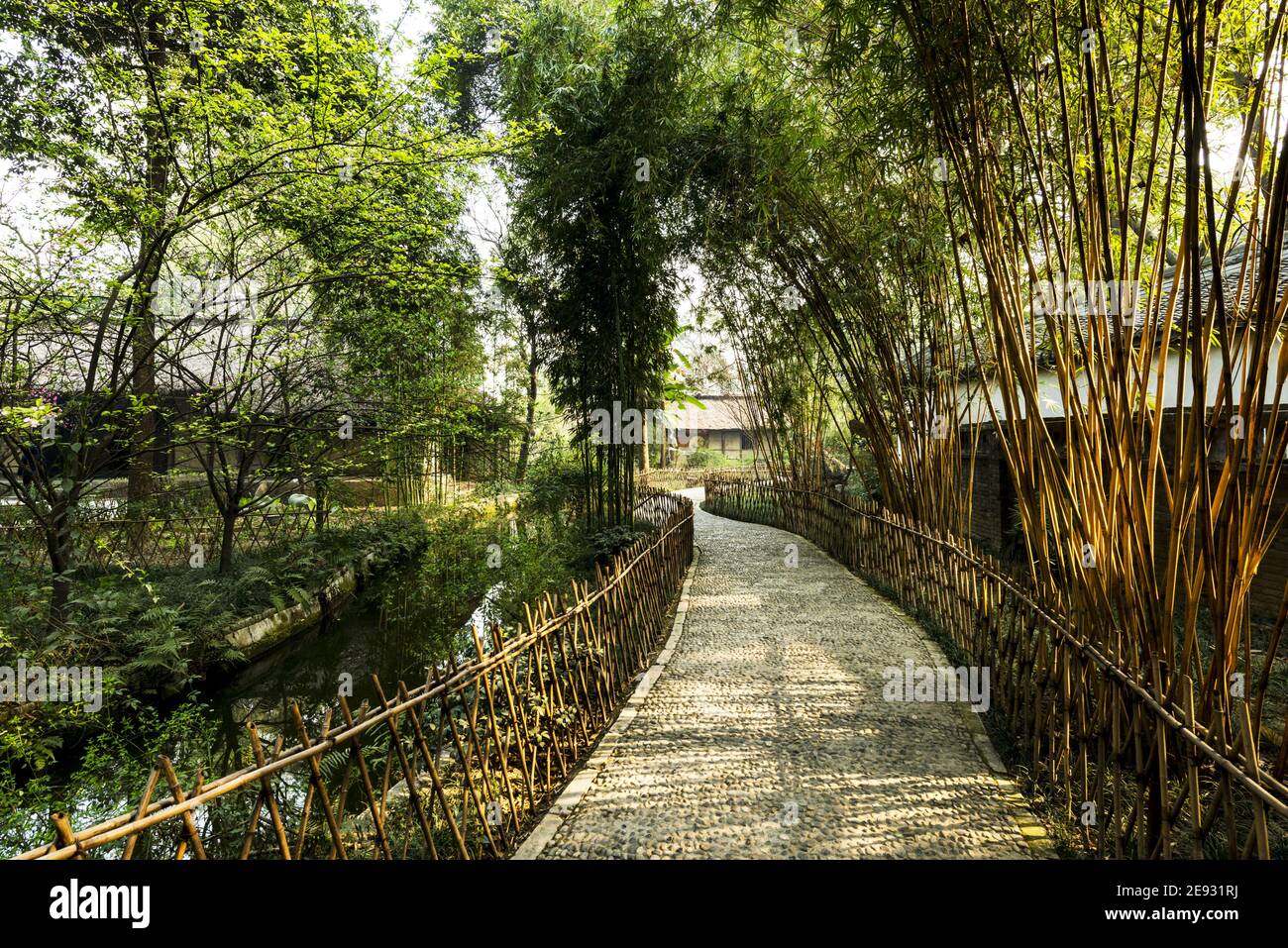 Du fu thatched cottage in chengdu, China Stock Photo - Alamy