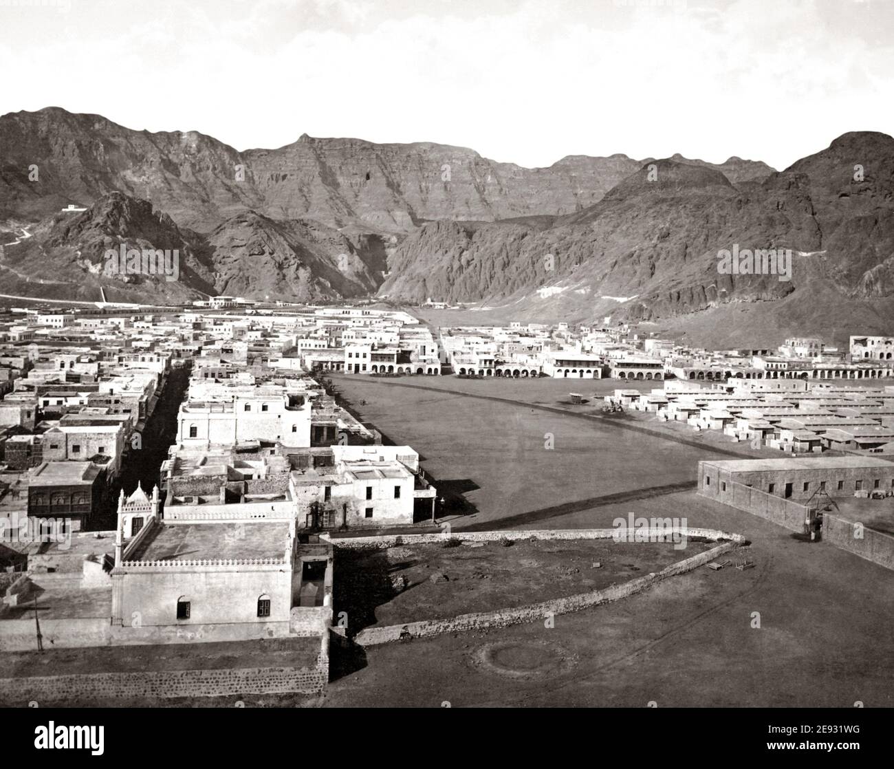 Photograph buildings hi-res stock photography and images - Alamy