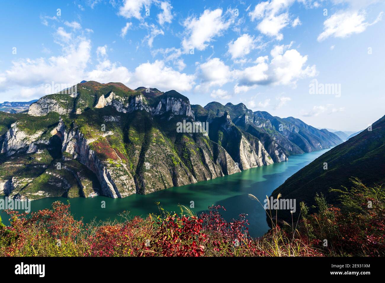The Yangtze river three gorges scenery Stock Photo - Alamy