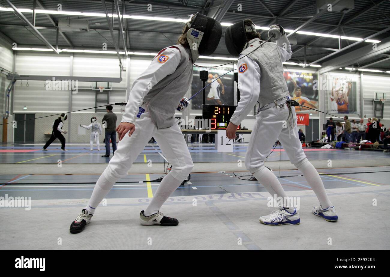 School fencing hi-res stock photography and images - Alamy