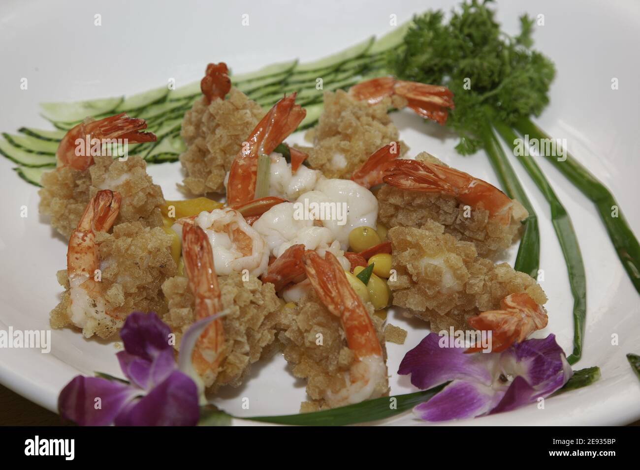 Pnd tail on shrimp hi-res stock photography and images - Alamy