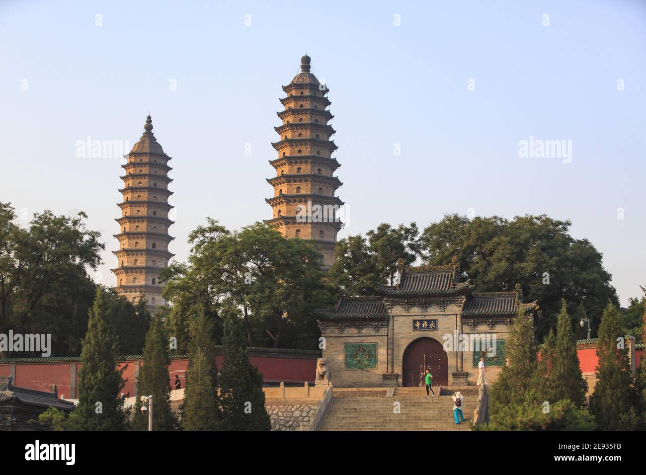 Taiyuan twin towers temple Stock Photo - Alamy