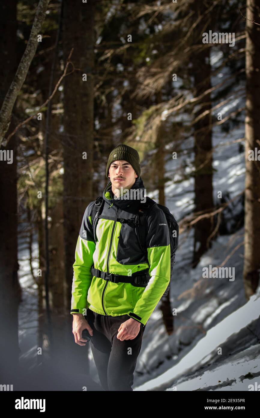 Man in the nature hi-res stock photography and images - Alamy