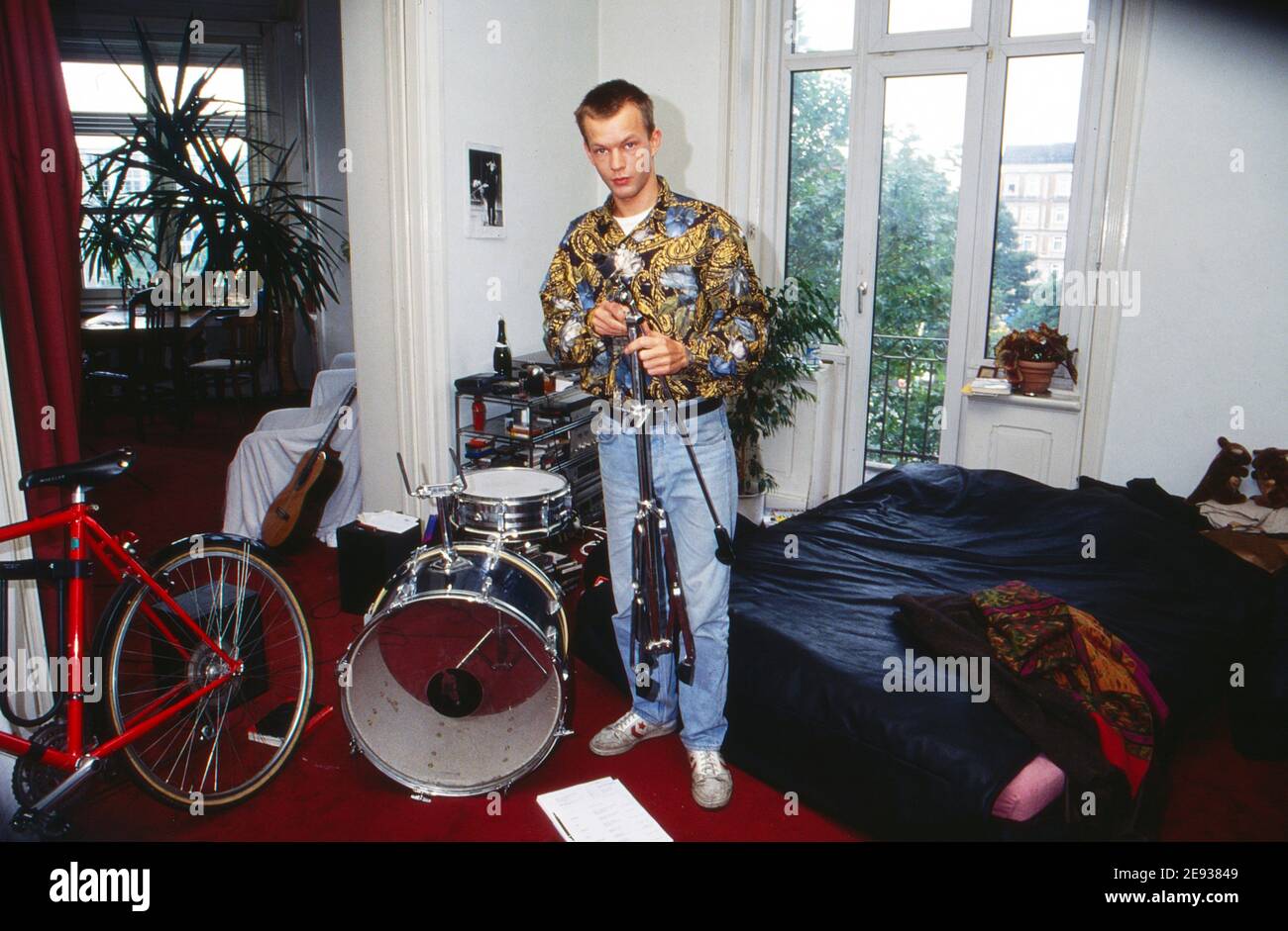 Sebastian Rudolph, deutscher Theater und Filmschauspieler, vor dem Üben ...