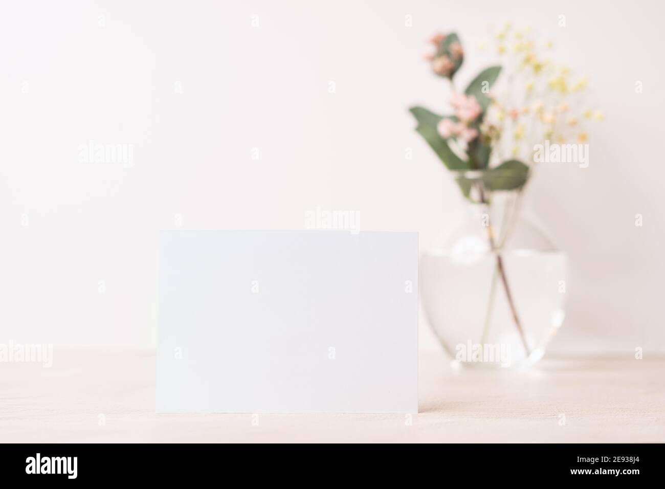 White blank letter greeting card Stock Photo - Alamy