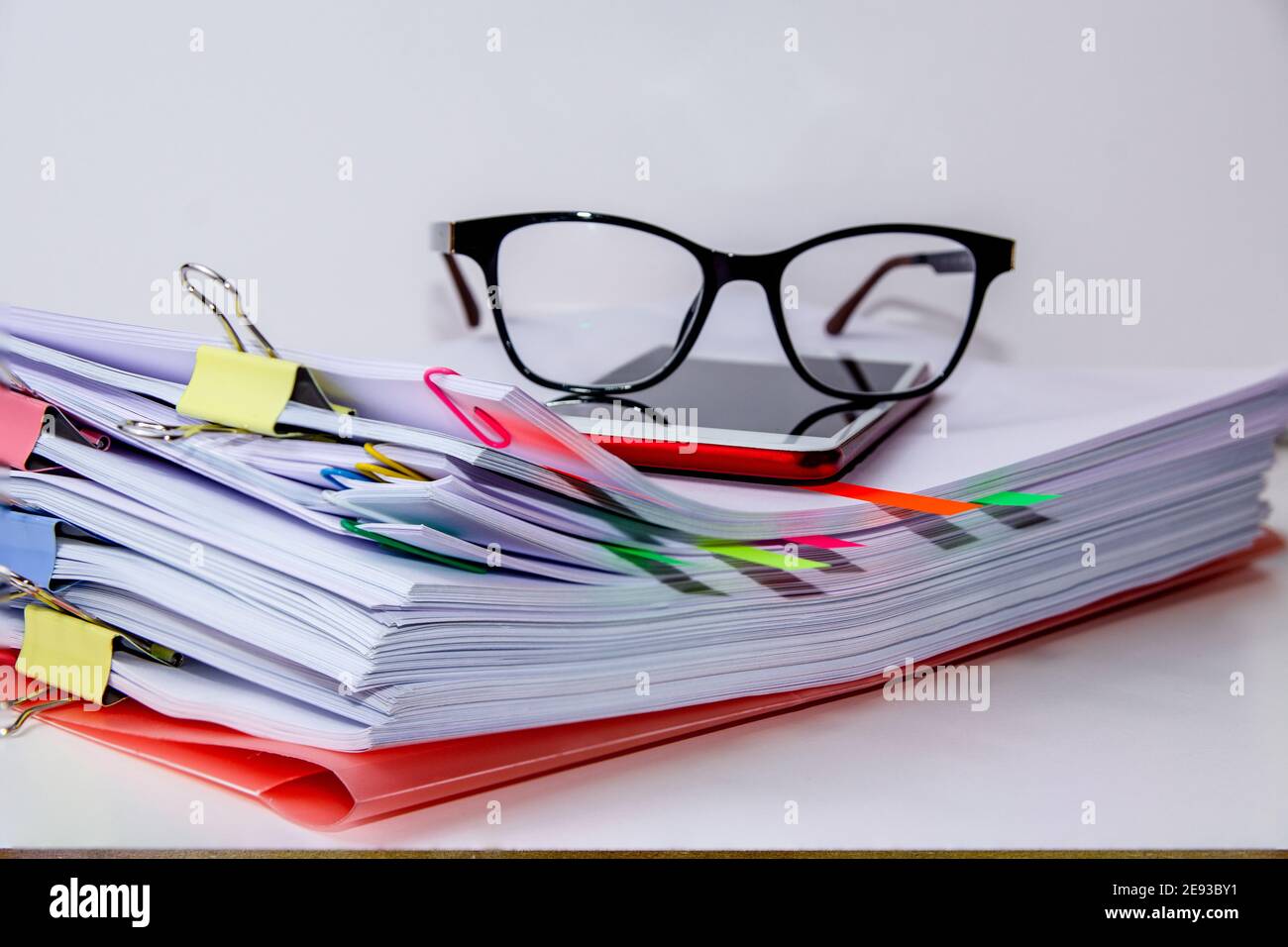 Information overload computer hi-res stock photography and images - Alamy