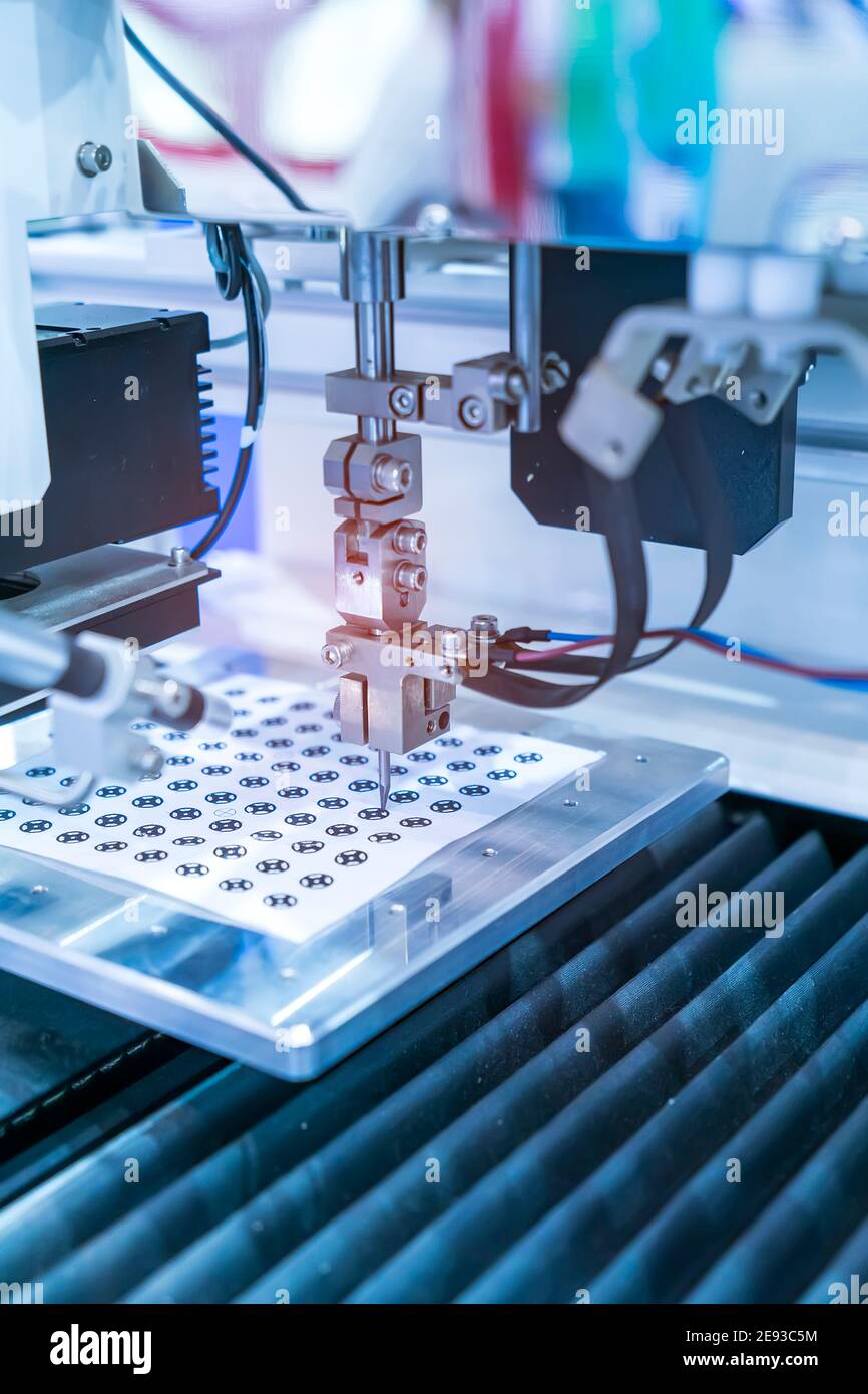 automatic robot drill machine tool at mobile industrial manufacture ...