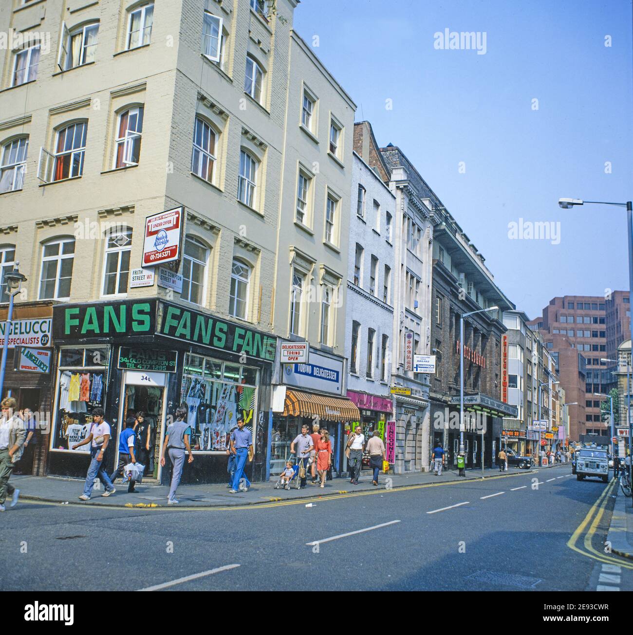 Old Crompton Street London 1986 Stock Photo - Alamy