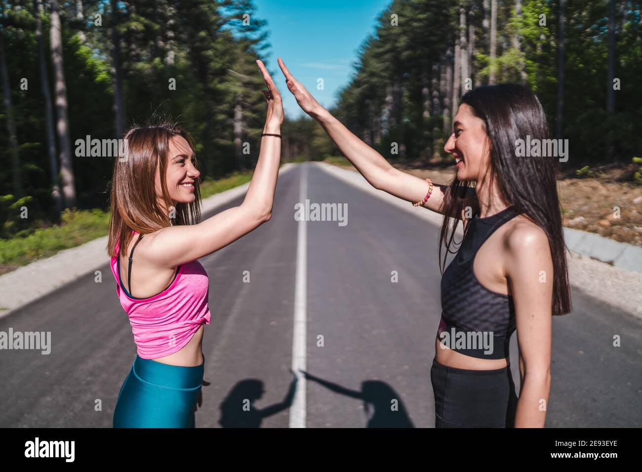 Sports high five children only hi-res stock photography and images - Alamy