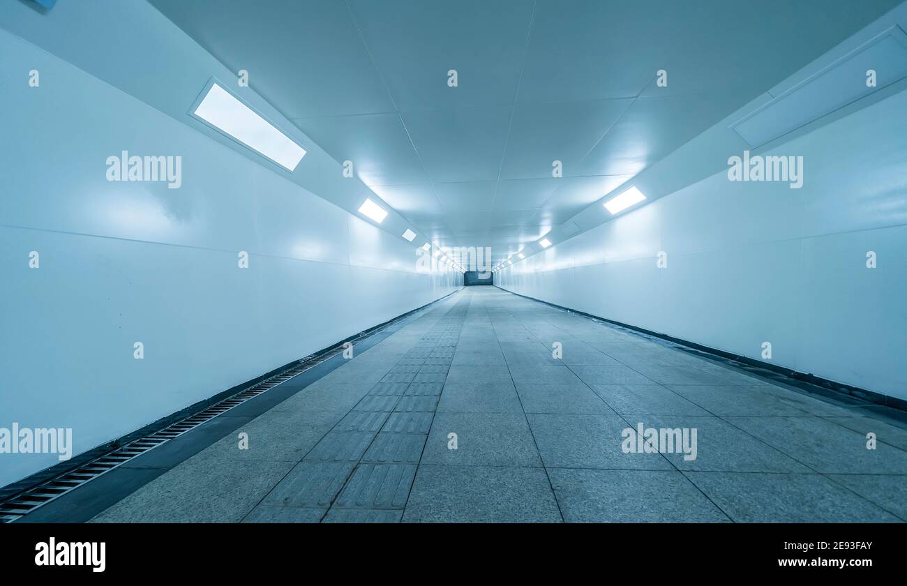 dark pedestrian tunnel is empty and empty Stock Photo - Alamy