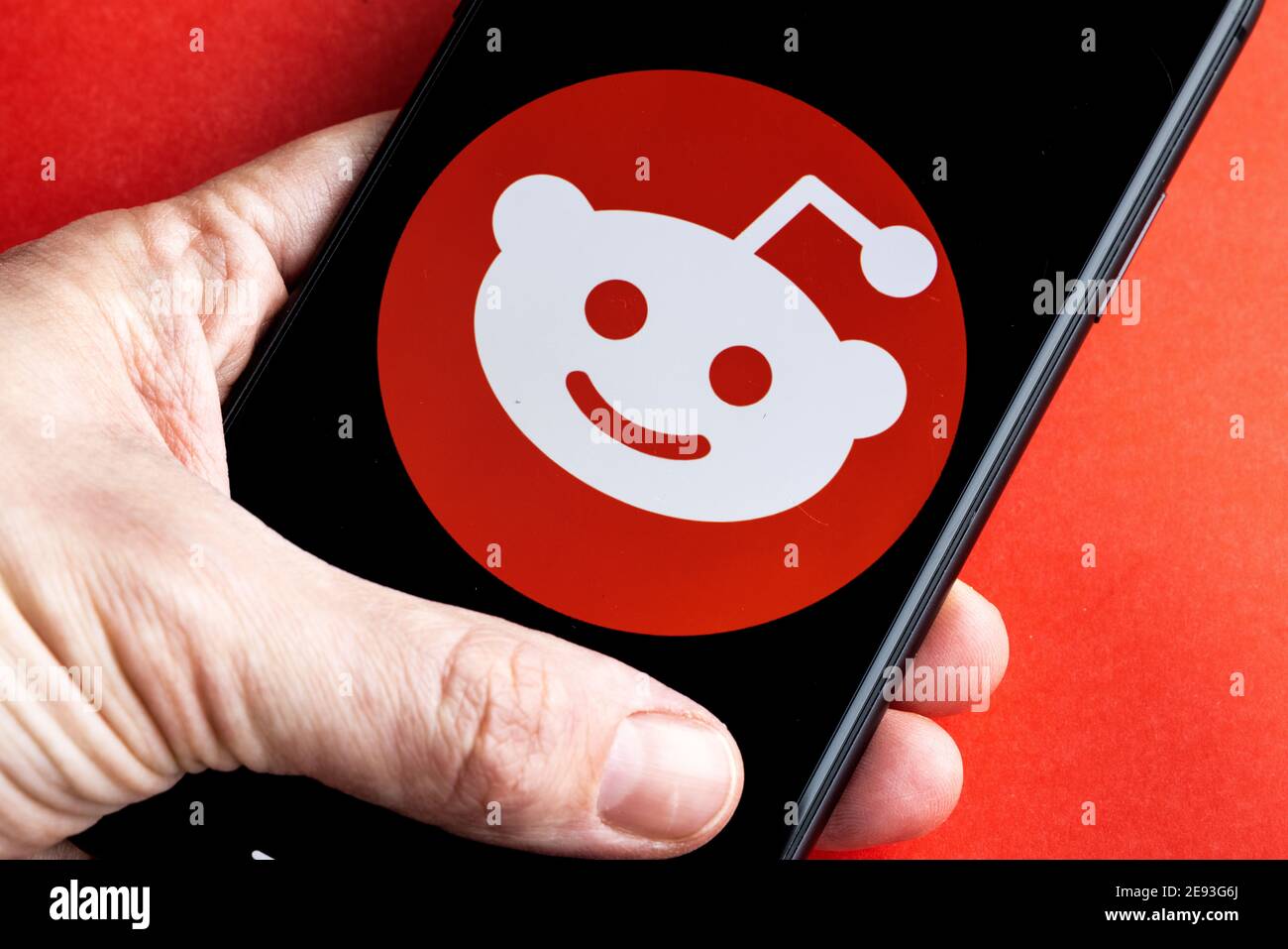 Reddit logo hi-res stock photography and images - Alamy