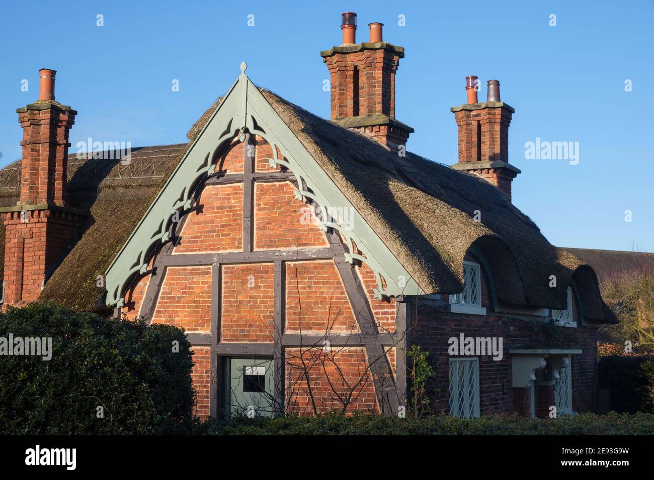 Cruck hi-res stock photography and images - Alamy