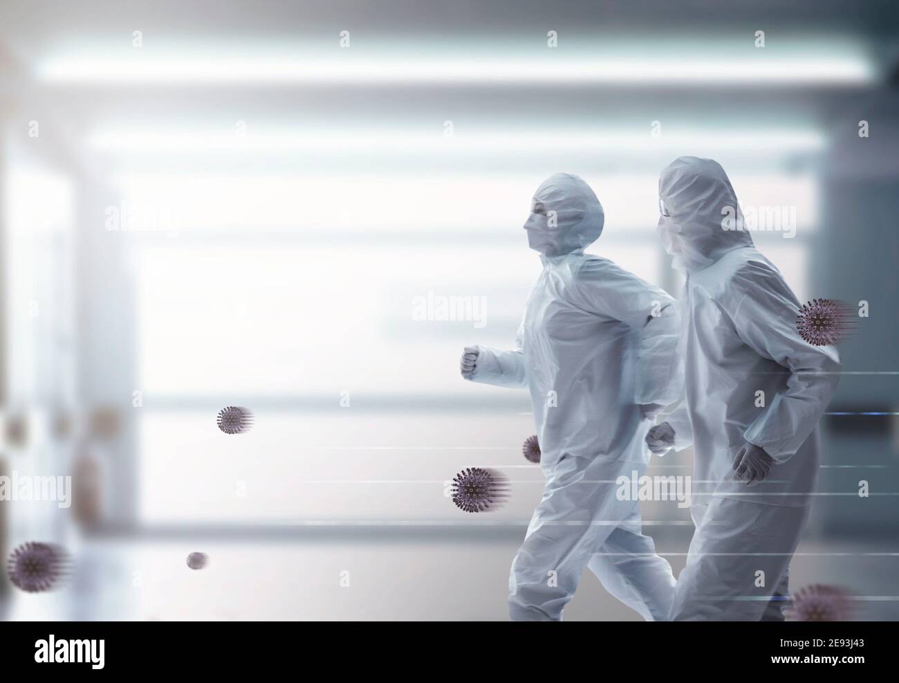 The medical team run to work Stock Photo - Alamy