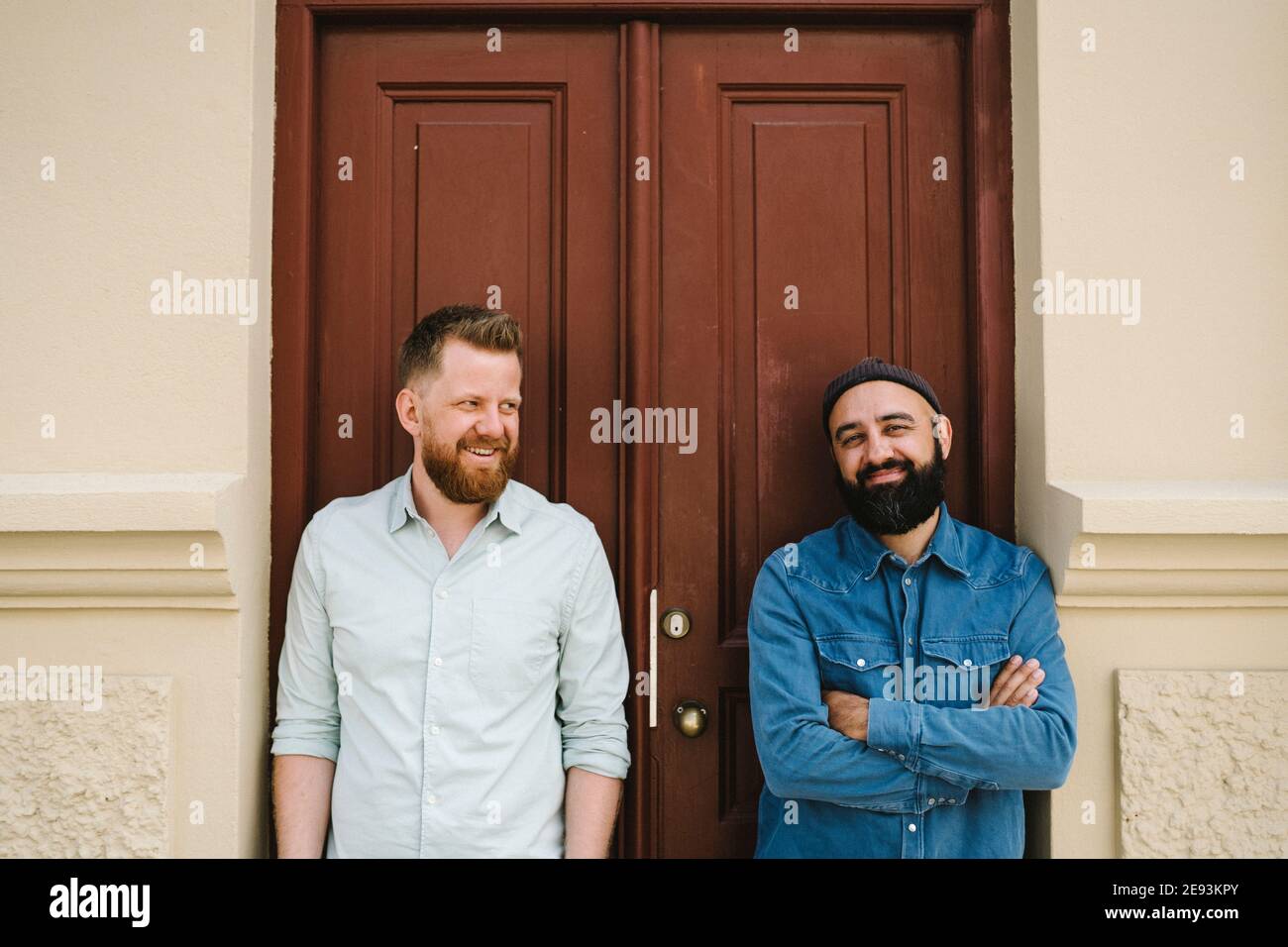 People door hi-res stock photography and images - Alamy